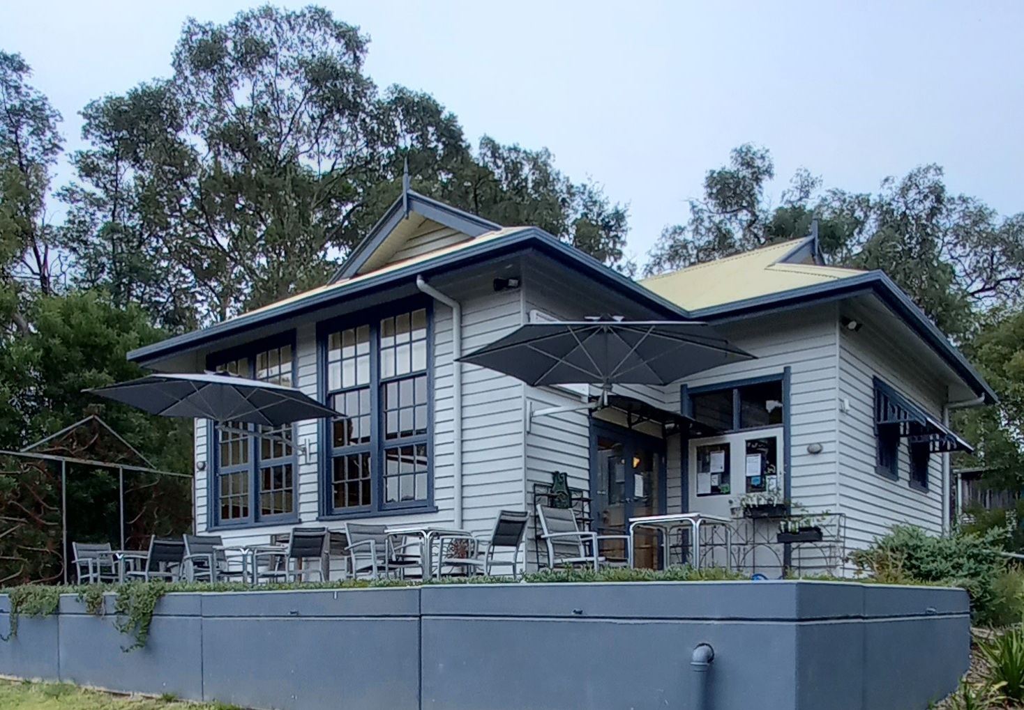 Schoolhouse Café at Peppermint Ridge Farm - Peppermint Ridge Farm